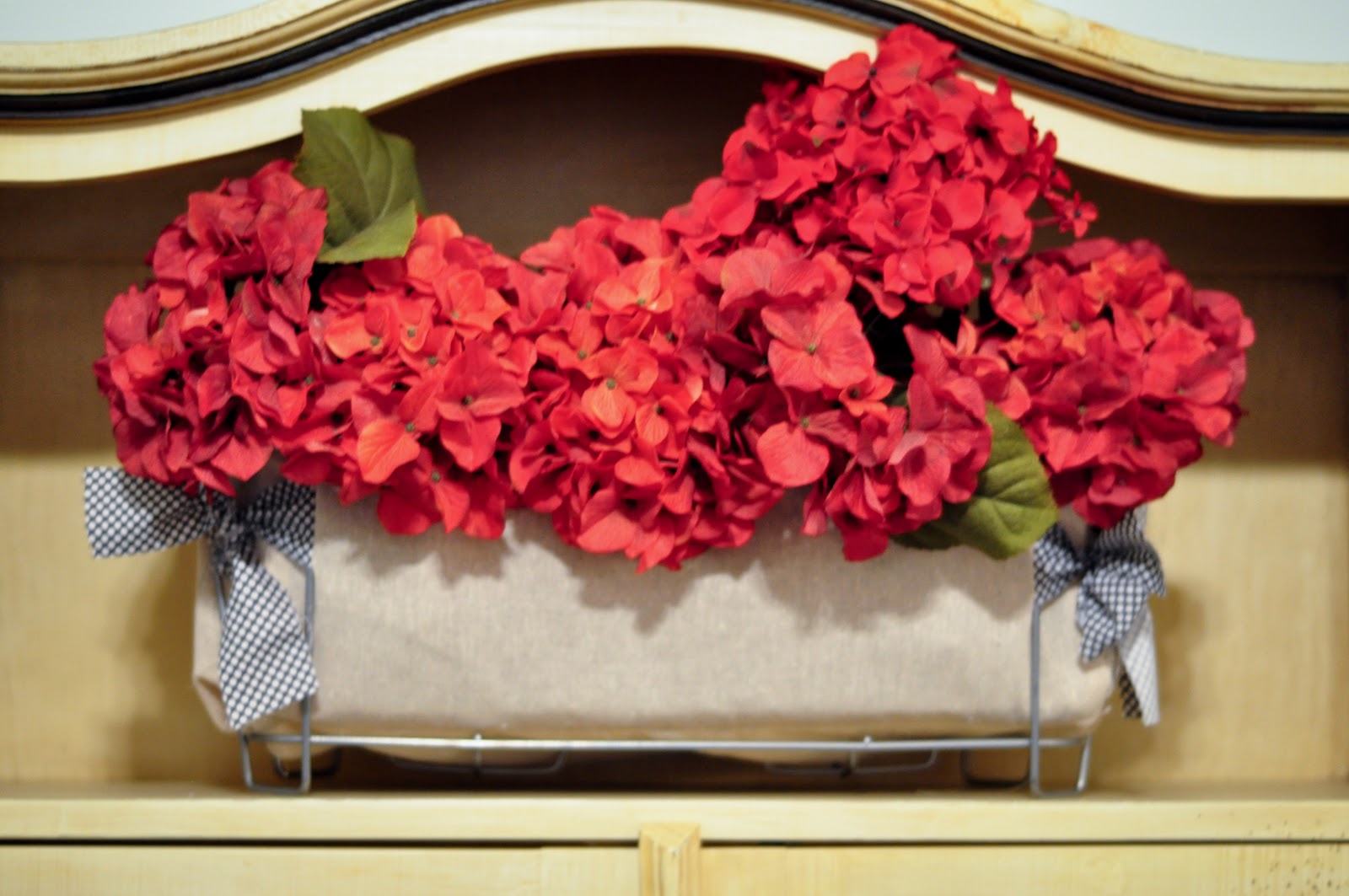 Get Organized in 2012 - Make DIY Canvas Bow Basket Liners for under $5 ...