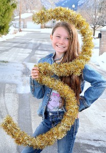 Make 3-d Tinsel Numbers for New Years