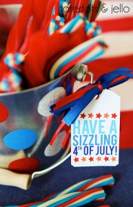4th of July gift/serving bucket project ideas with free printables!