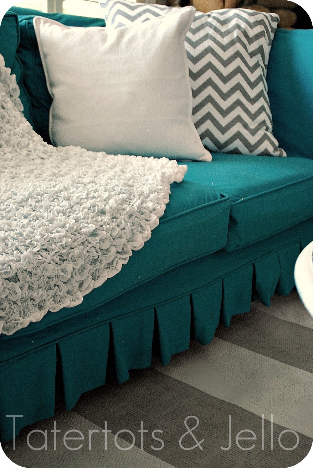 How to Paint a Rug in less than an Hour