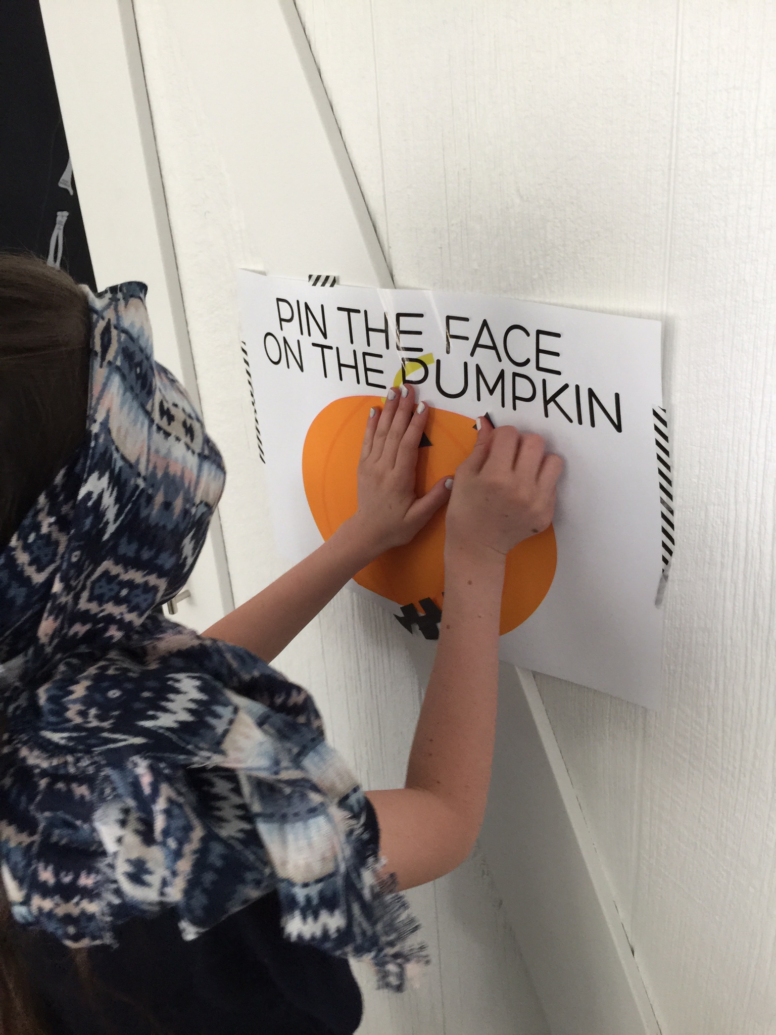 "Pin The Face on the Pumpkin" Game and Free Printable! - Tatertots and ...