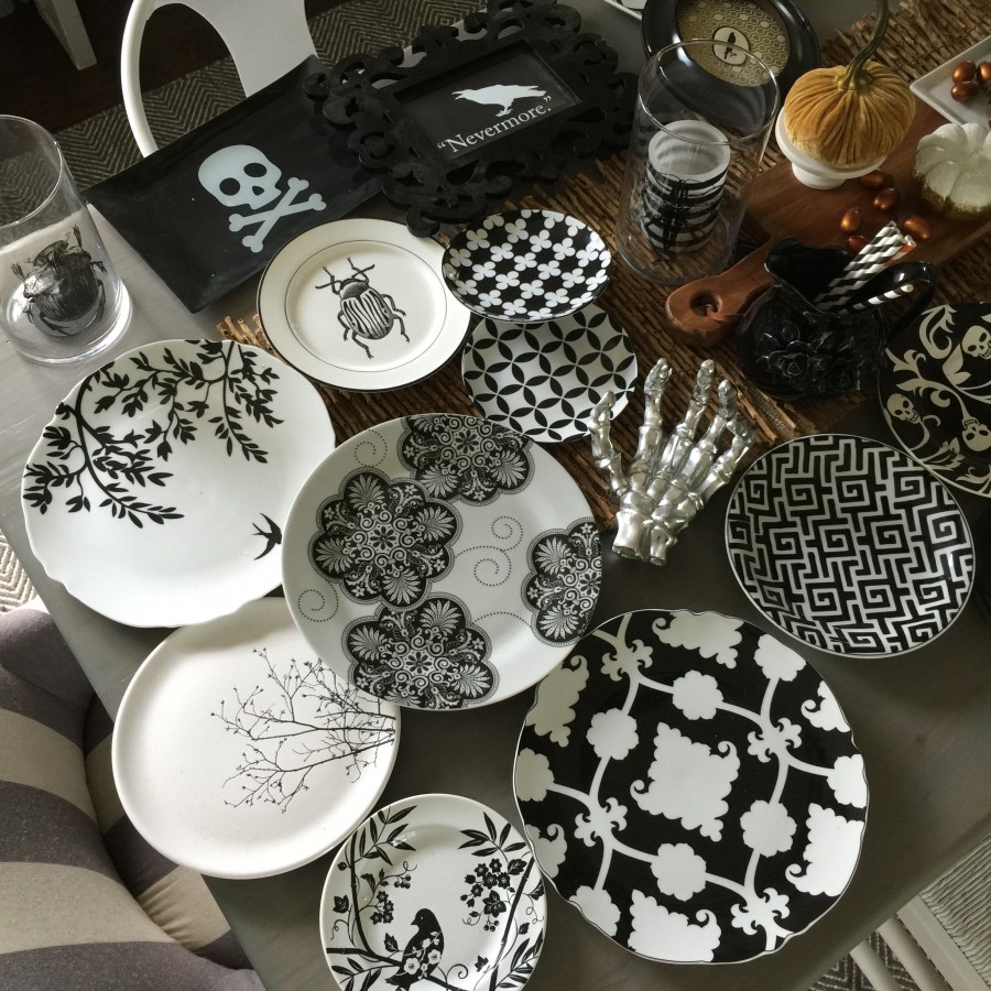 Make a Halloween Plate Wall with Inexpensive Plates and Vinyl - plus ...