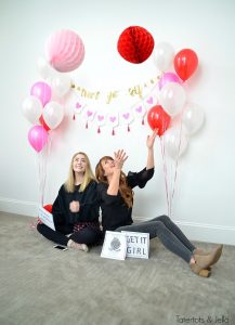 5-Minute Waffle Cone and Flower Galantine's Party Centerpieces ...