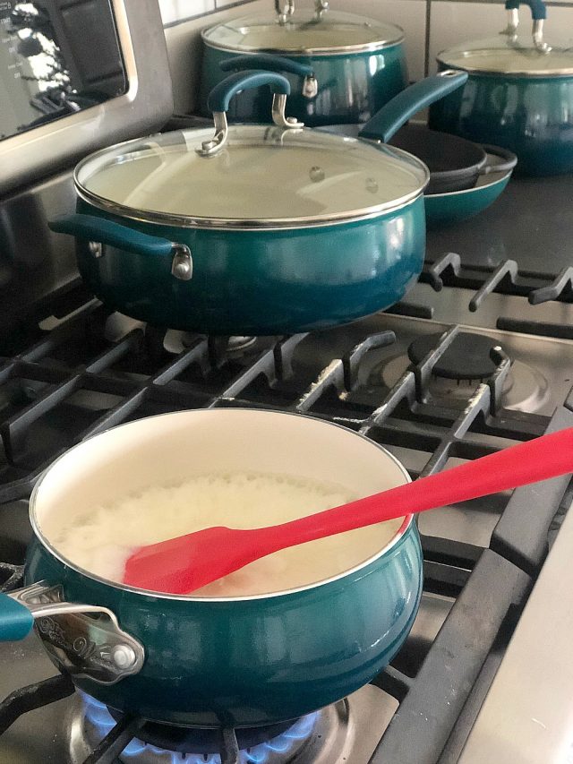 The Ultimate Weekend Brunch Gift Guide -- all the tools you need!