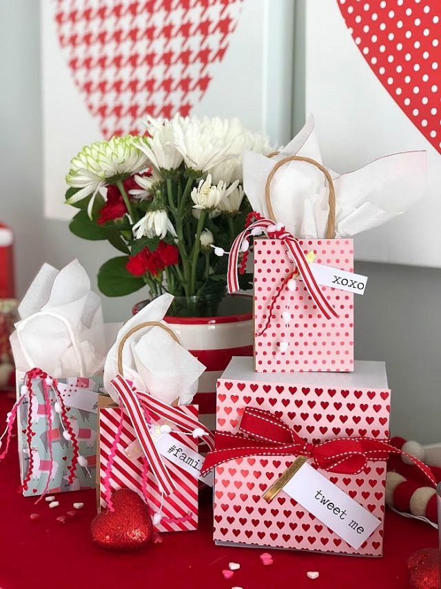 Simple Valentine's Day Gift Ideas with Free Typewriter Printable Sayings