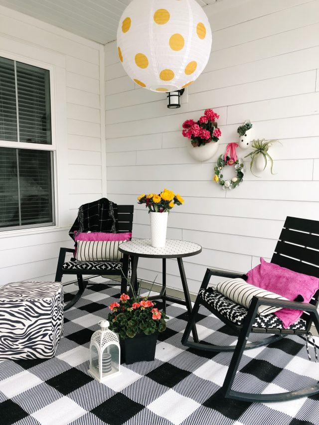 7 Spring Porch Ideas - DIY projects to make your porch shine!