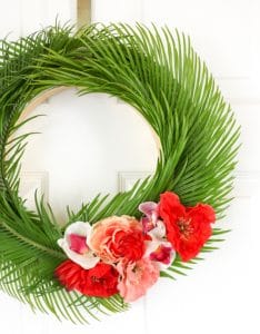 15 Summer Wreath DIYs - for your front door, home and parties!