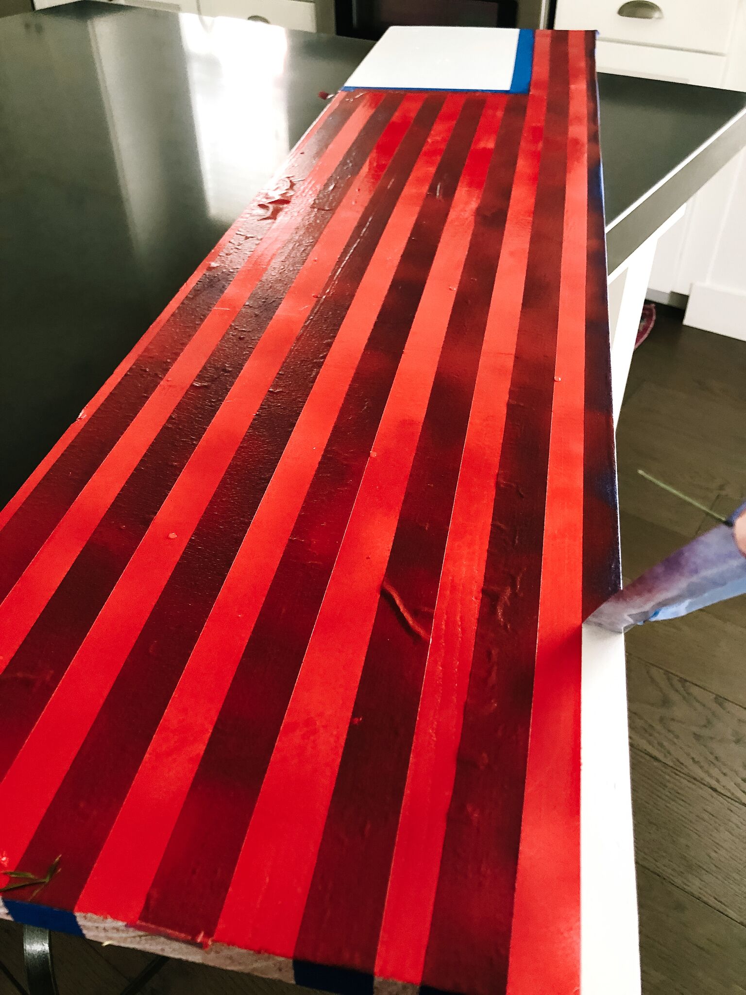 Make a GIANT Patriotic Flag Sign + 17 GIANT DIY Signs to Create!