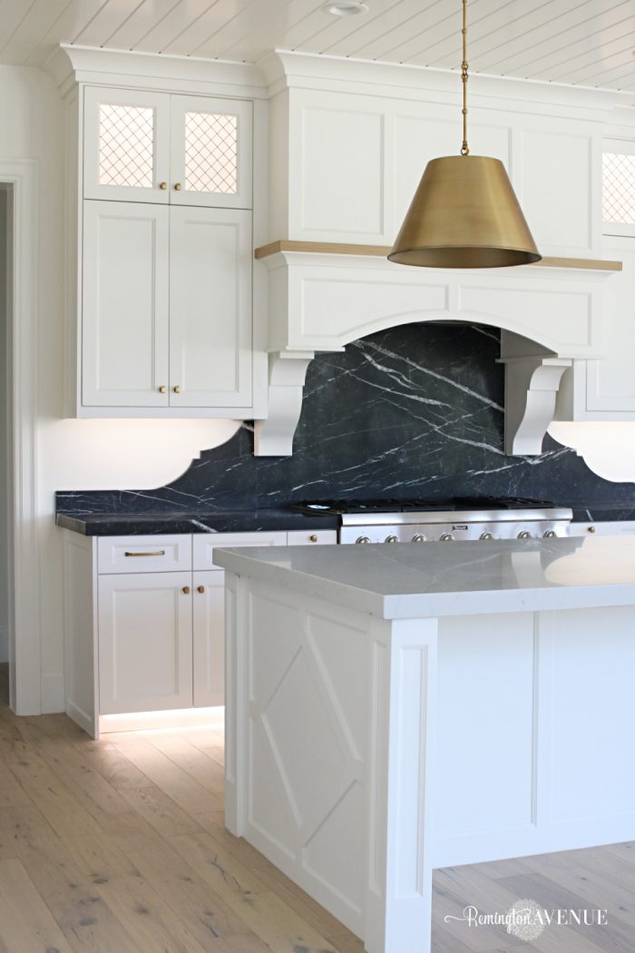 Curved Kitchen Marble Backsplash Ideas - kitchen remodeling