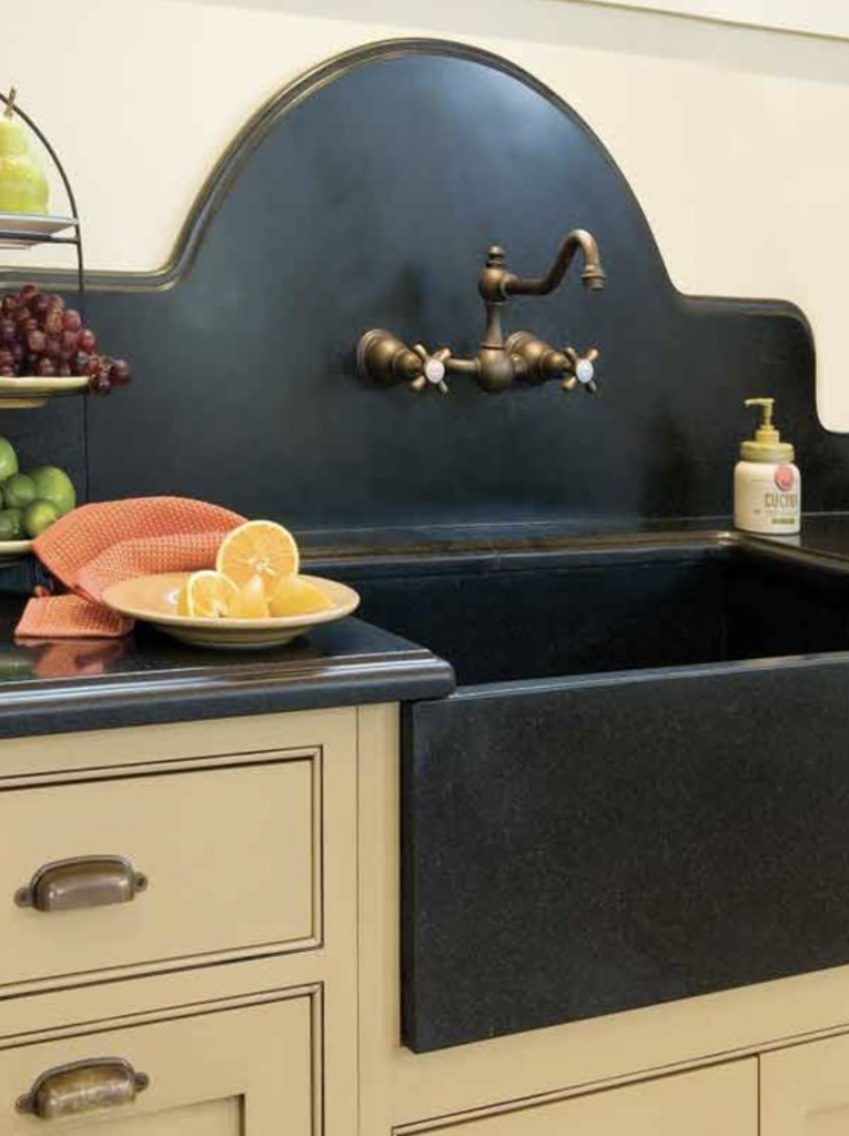 Curved Kitchen Marble Backsplash Ideas - kitchen remodeling