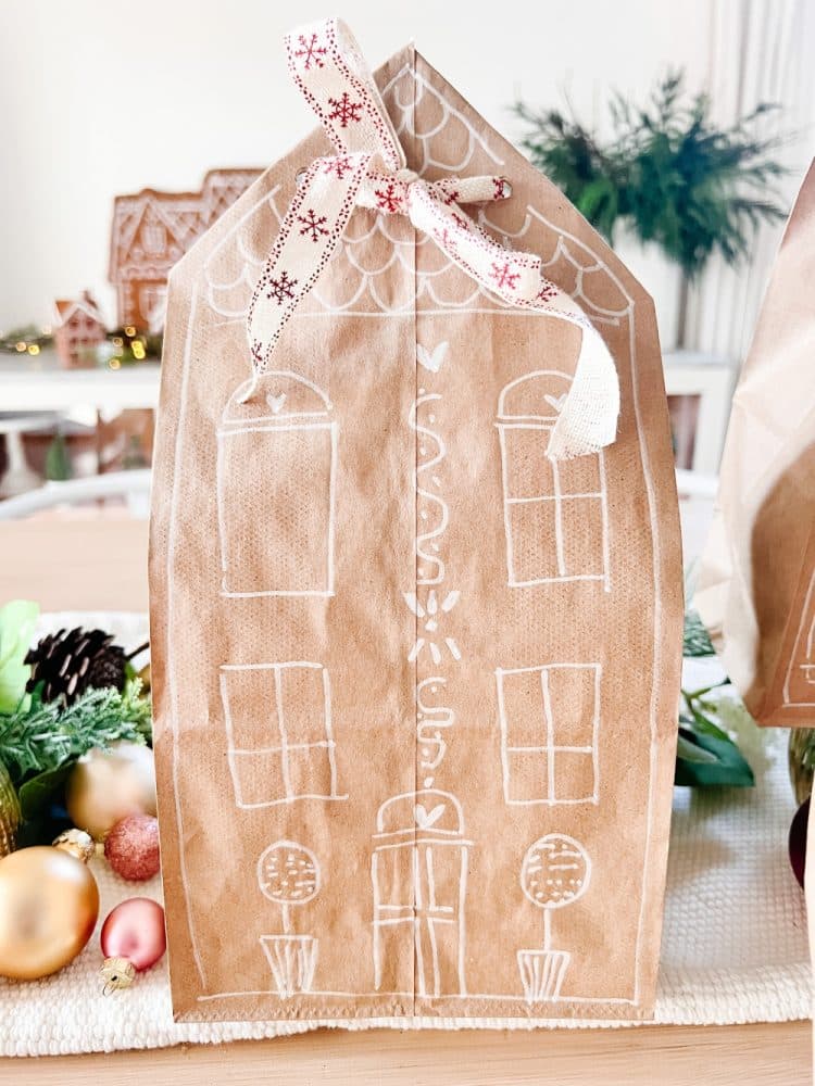 Make DIY Christmas Gingerbread Gift Bags - Tatertots and Jello