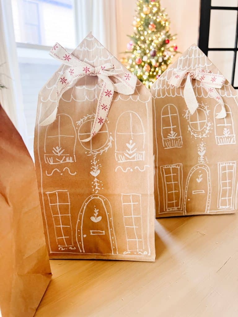Make DIY Christmas Gingerbread Gift Bags - Tatertots and Jello