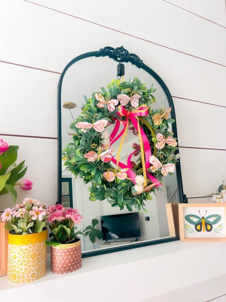 Paper Butterfly Wreath - with free butterfly template!