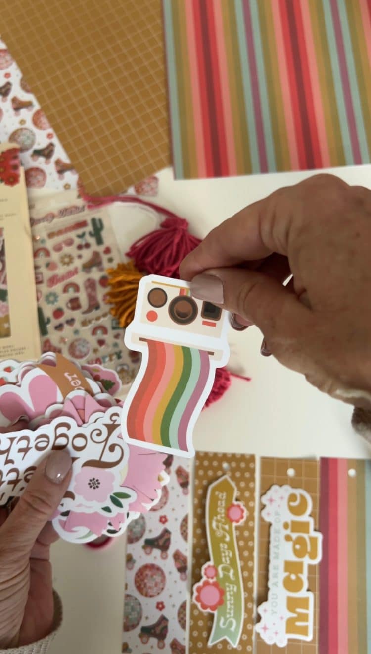 Kids Craft: DIY Tassel Bookmarks - encourage your kids to read!