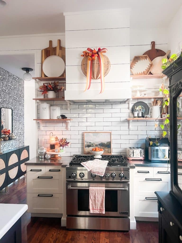 Cozy Fall Home Ideas - simple ways to add fall to your home!