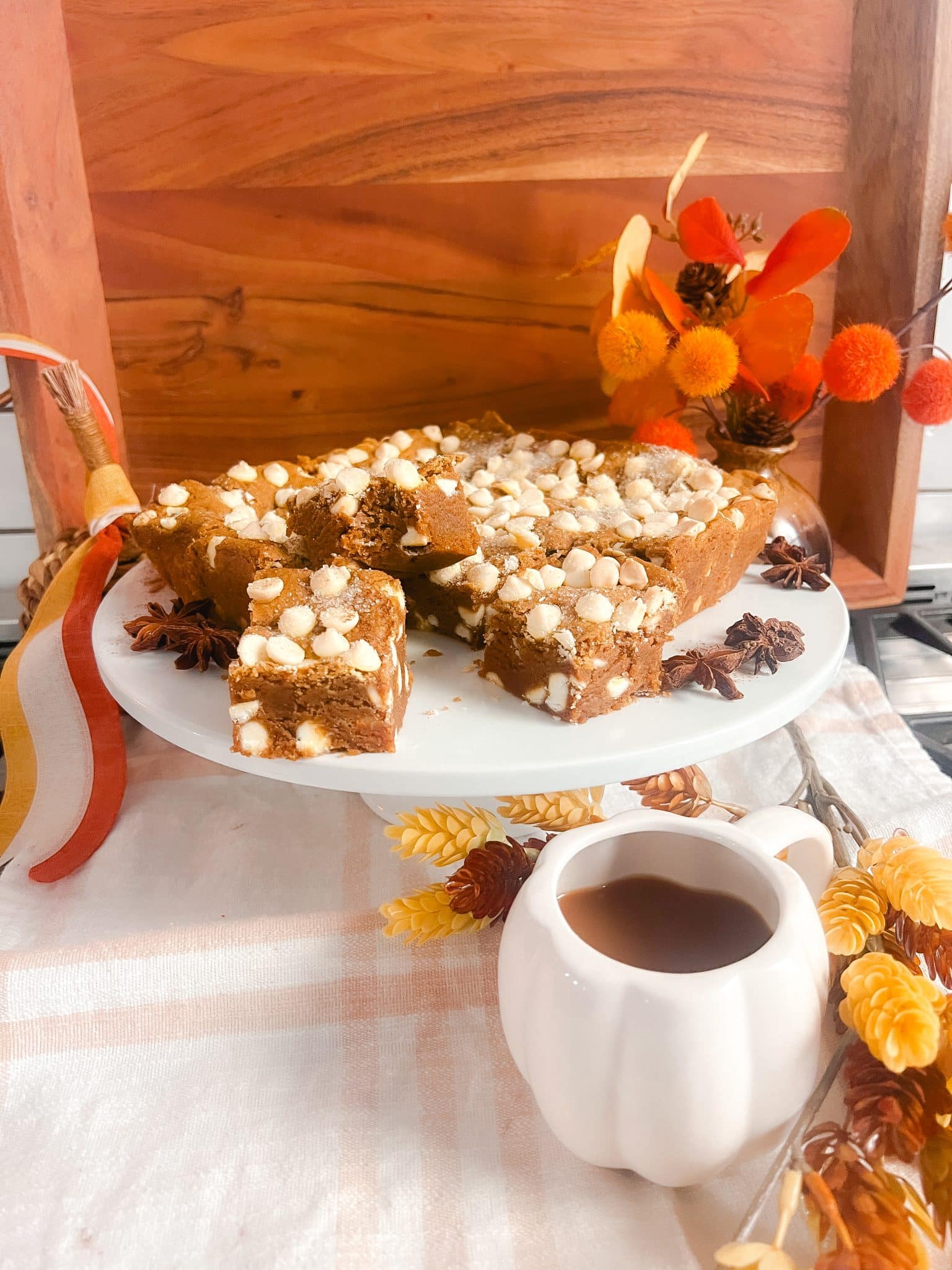Brown Butter Pumpkin Chocolate Chip Bars - the perfect fall treat!