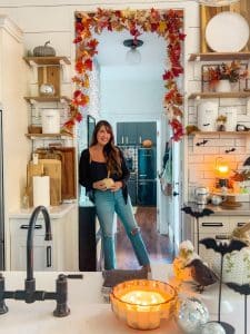 Easy Fall Over the Door Lighted Garland - make it minutes!