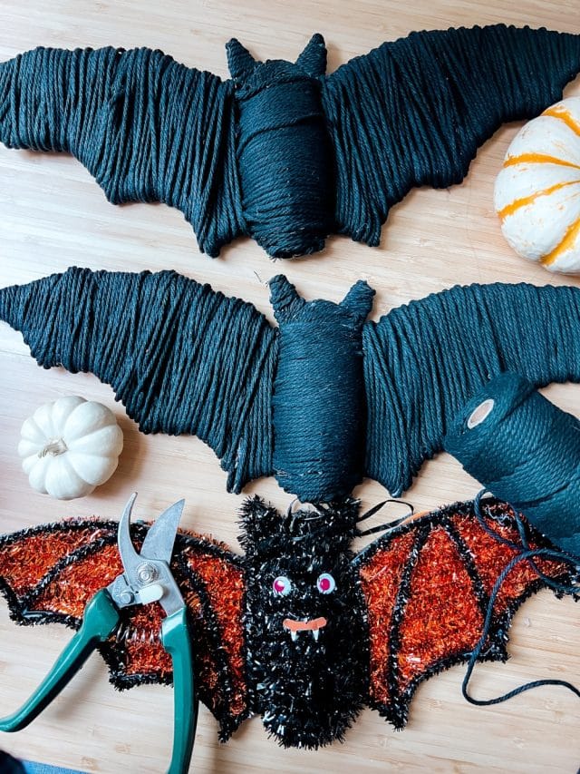 How to Make $2 Pottery Barn-Inspired Bats - easy Halloween decor