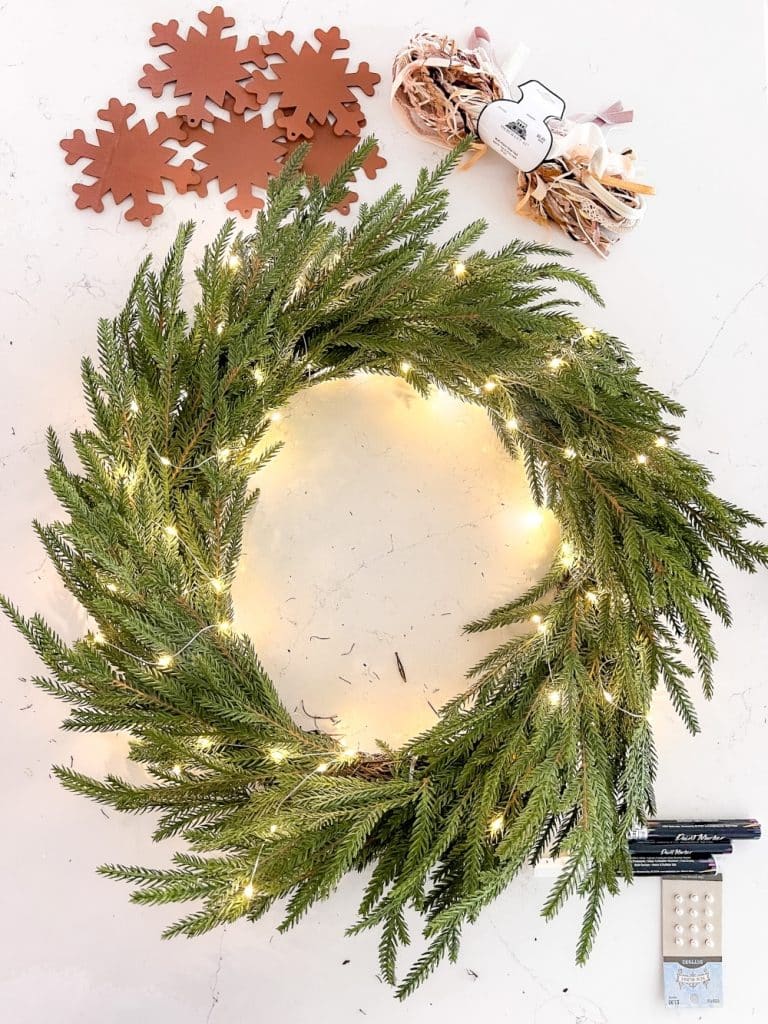 DIY Gingerbread Christmas Wreath - Tatertots and Jello